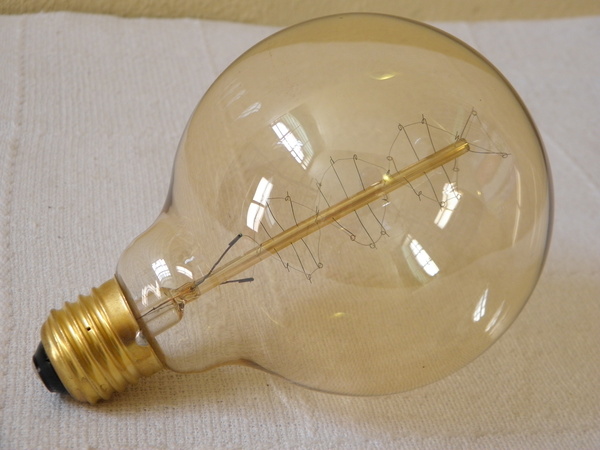 DEKORATIVNÍ RETRO ŽÁROVKA - EDISON