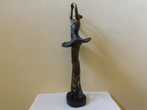 BALETKA - SOCHA 60 cm
