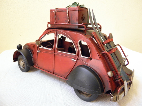 CITROEN KACHNA 2 CV KOVOVÉ AUTO VETERÁN - RETRO